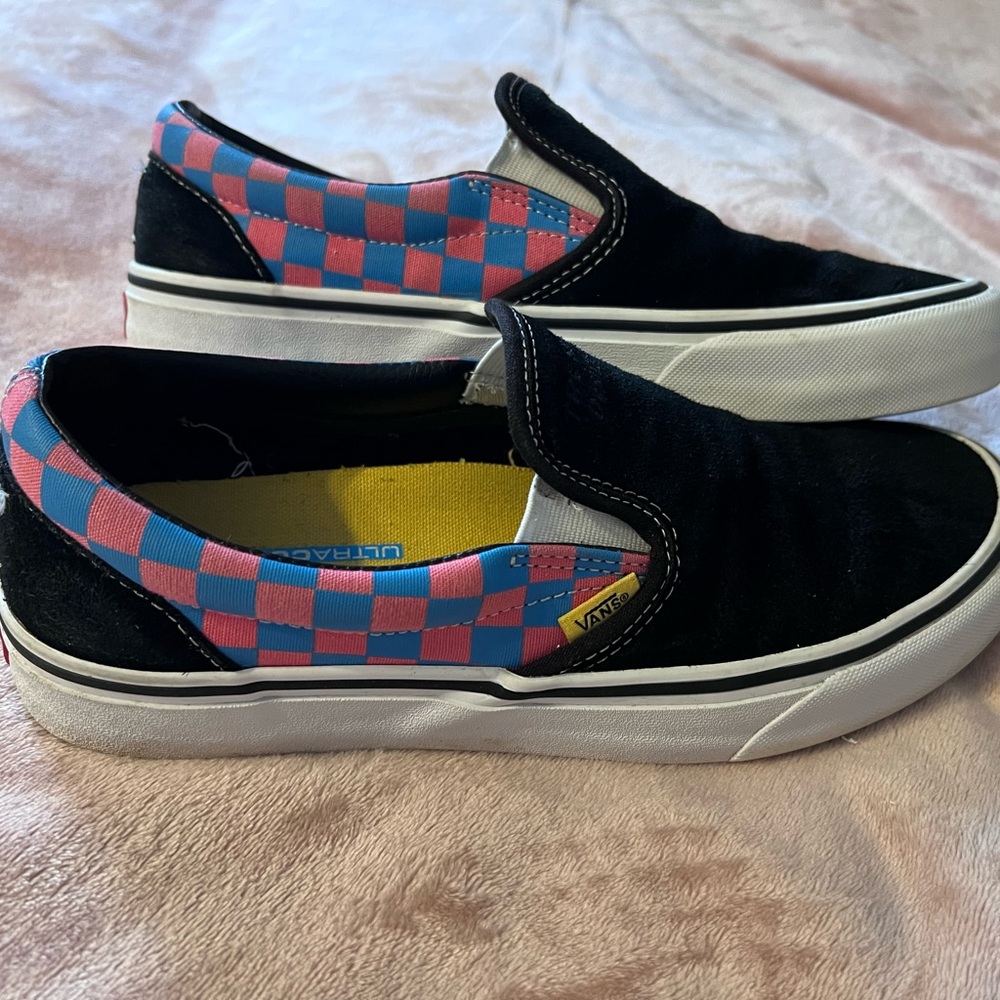 Vans Slip On Sneakers - Gem